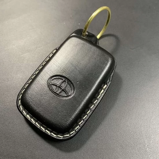 Toyota 3D car key case mould URV Highlander Alphard Crown Carola Camry Avalon Land cruiser